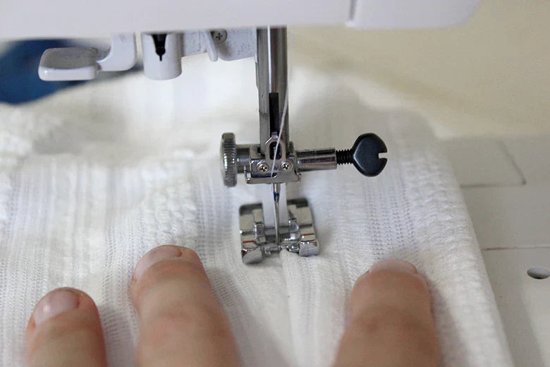 "STITCHING IN THE DITCH" TUTORIAL – Svea Patterns